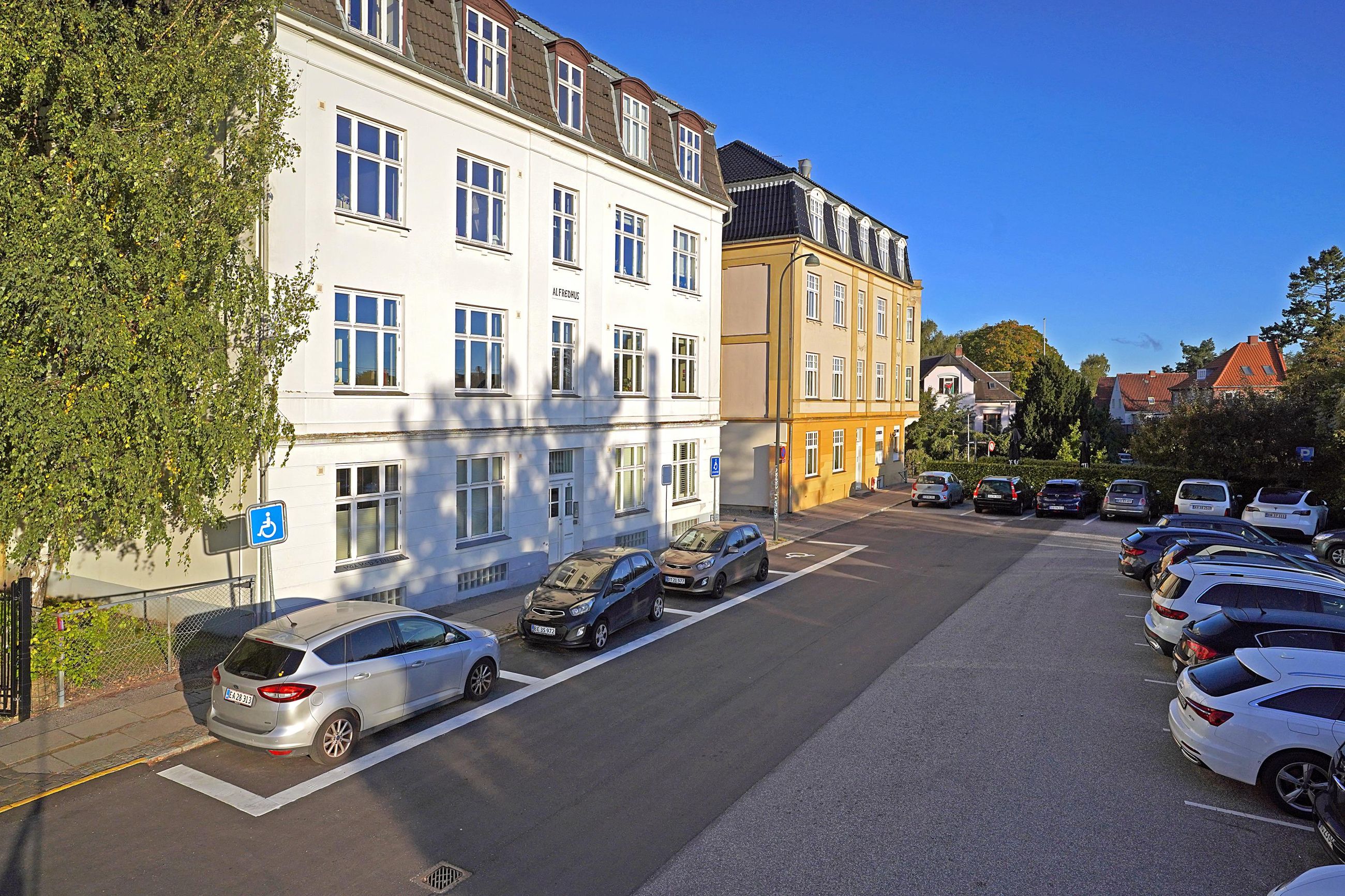 Esthersvej 45, 1. tv., 2900 Hellerup